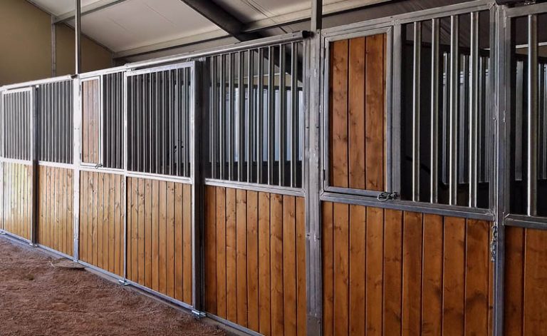 FCP Stall Fronts | Custom Barn Design Options | FCPBarns.com